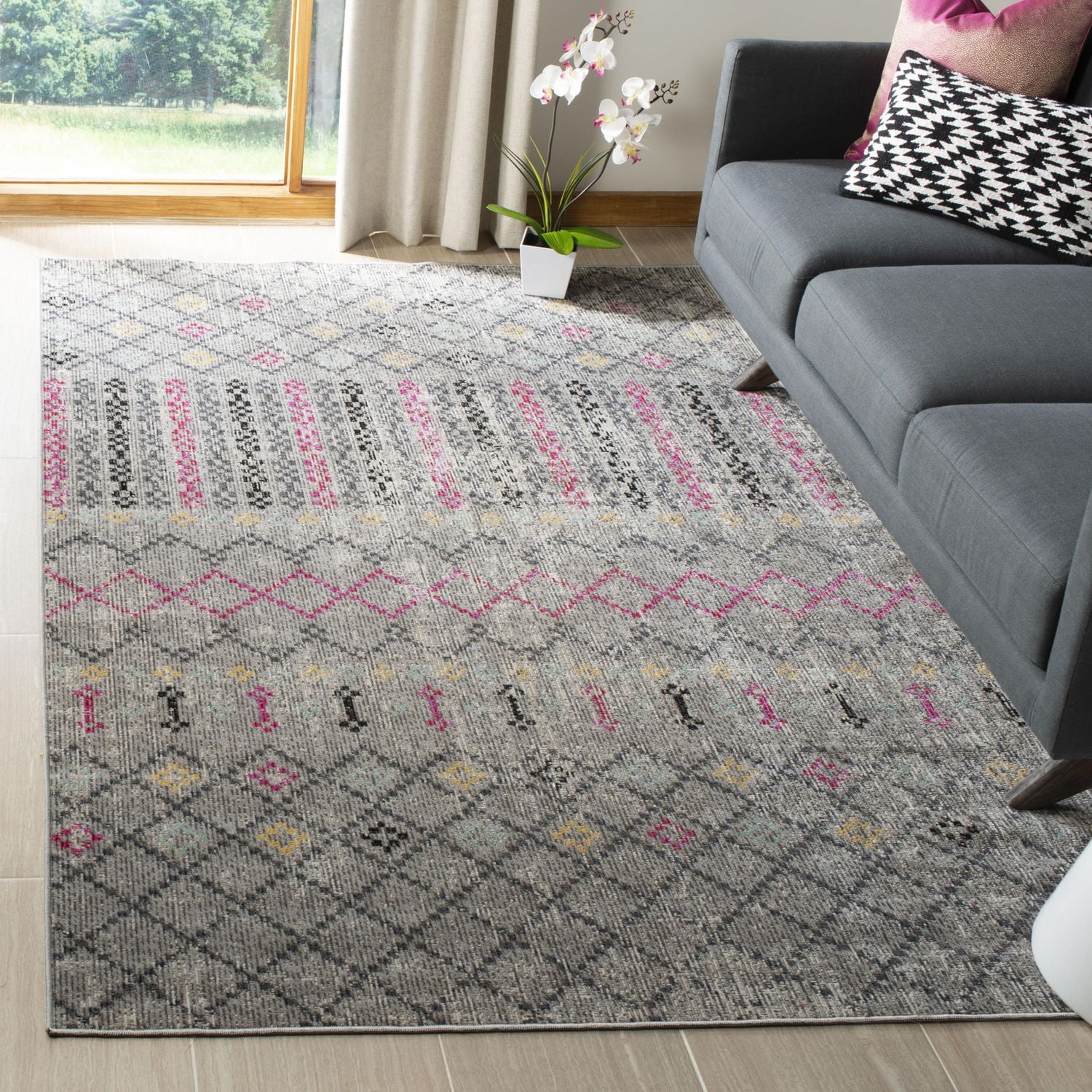 Click here for Safavieh Montage Tamzen Geometric Outdoor Area Rug... prices