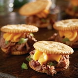 Easy Cheese American Spray Cheese Snack, Spreadable, 8 oz - Walmart.com