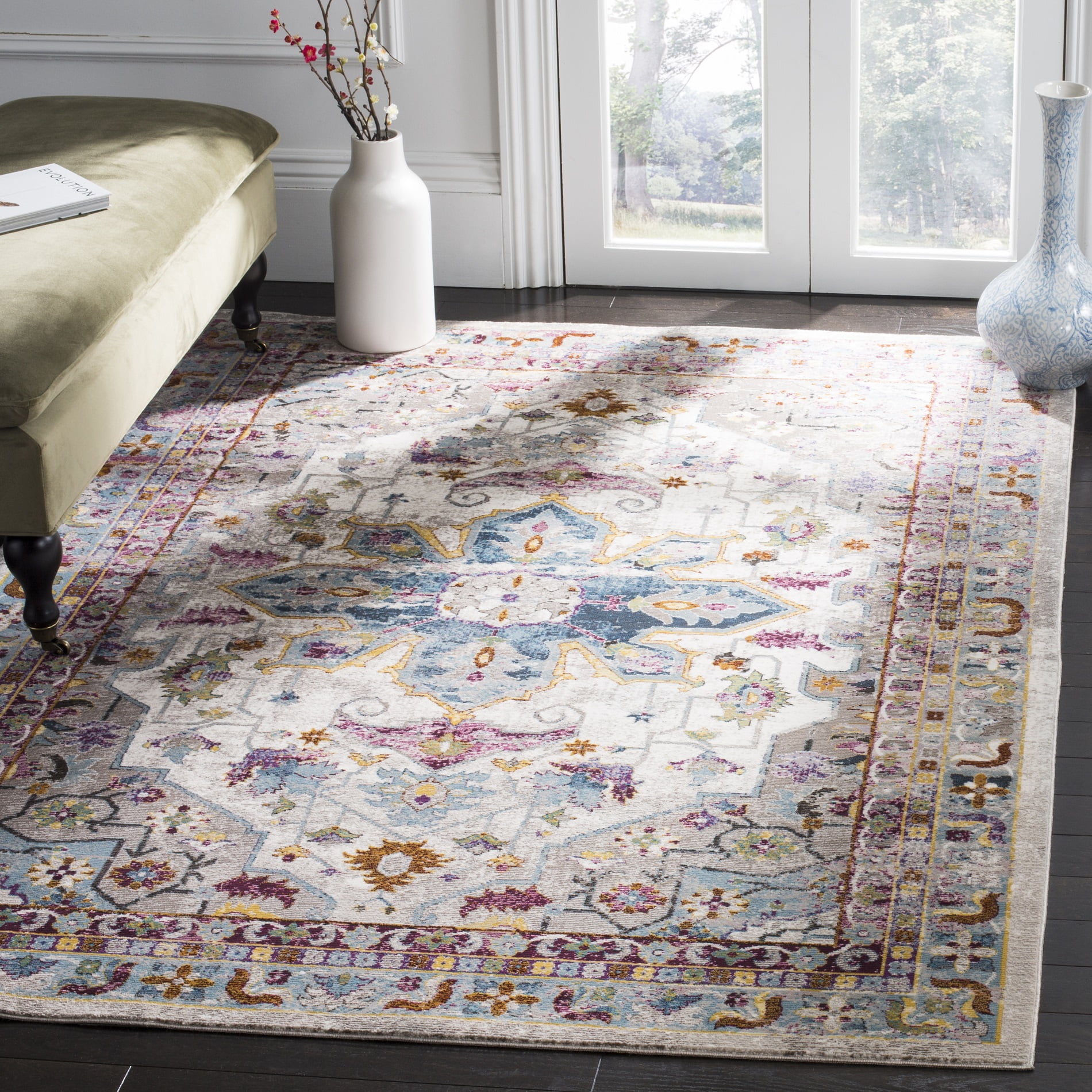SAFAVIEH Aria Natasa Traditional Area Rug, Cream/Multi, 4' x 6 ...