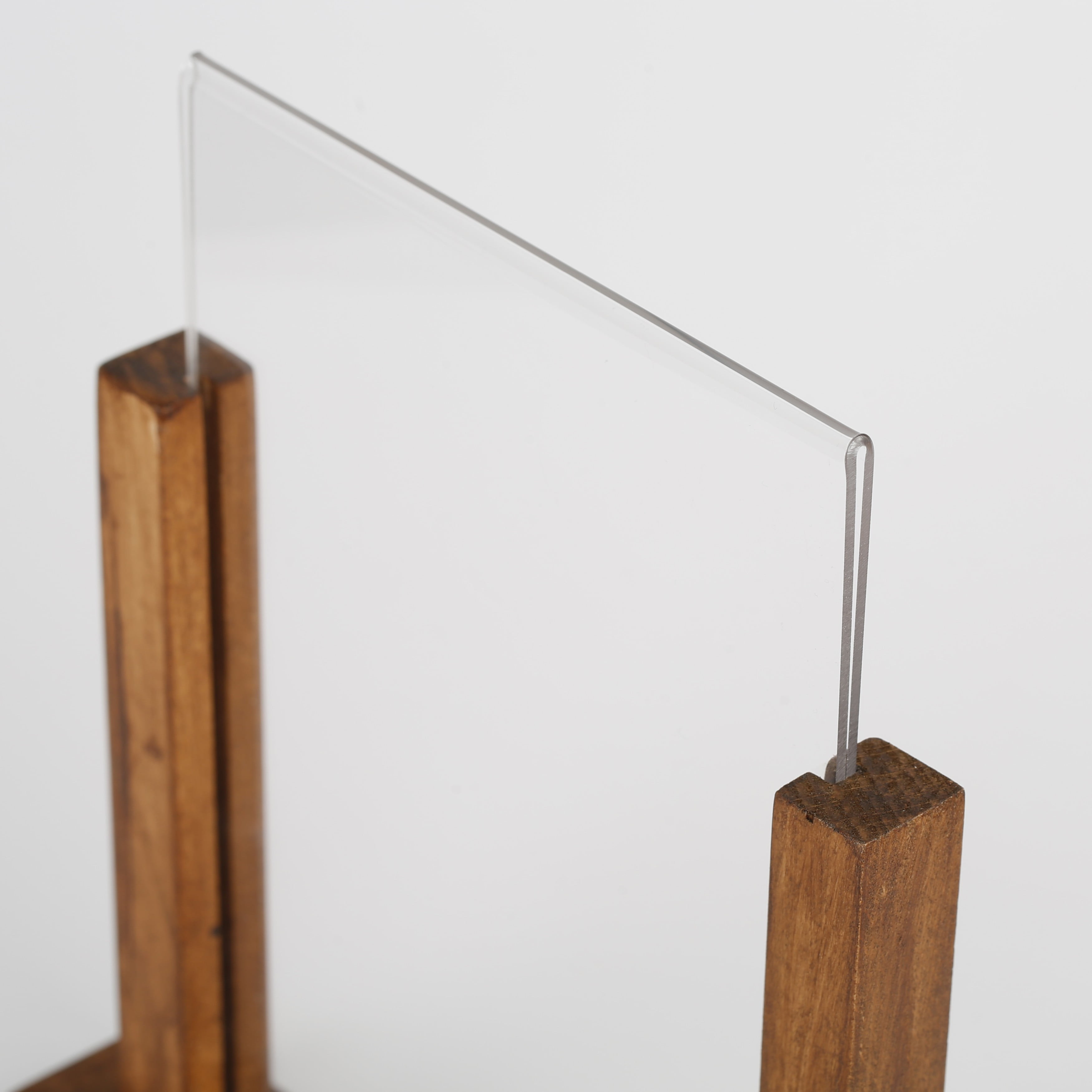 Buy M&T Displays Contemporary Desktop Menu Holder with Acrylic U Type ...