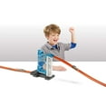 Hot Wheels Track Builder Lift & Launch with One Hot Wheels Vehicle ...