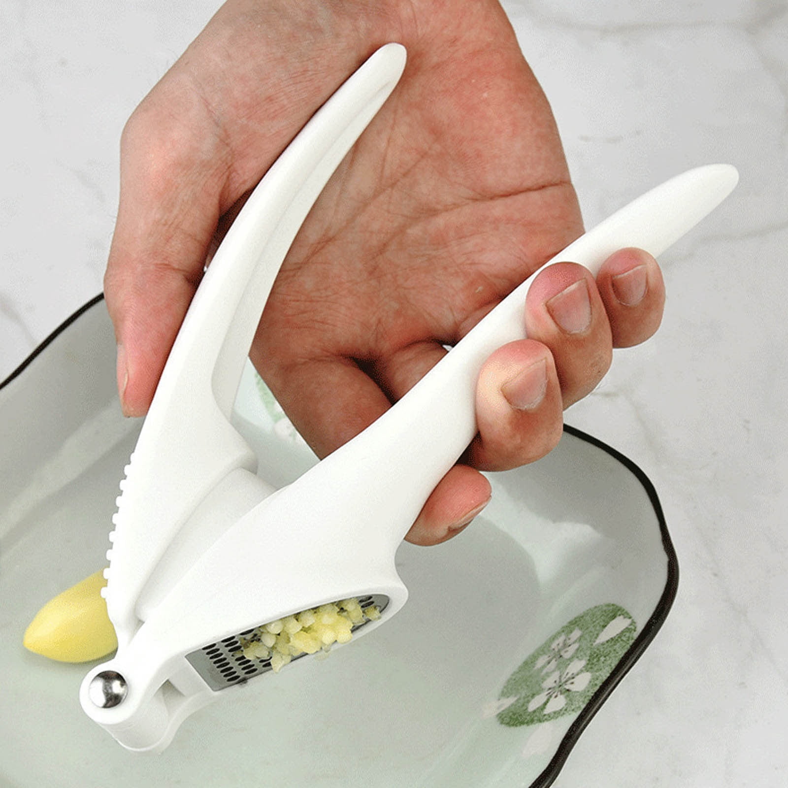 YYHQDS Explosion Gadget Grinder, Green Garlic Press, Kitchen Garlic ...
