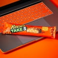 Reese's Take 5 Pretzel, Peanut and Chocolate King Size Candy, Pack 2.25 oz - Walmart.com