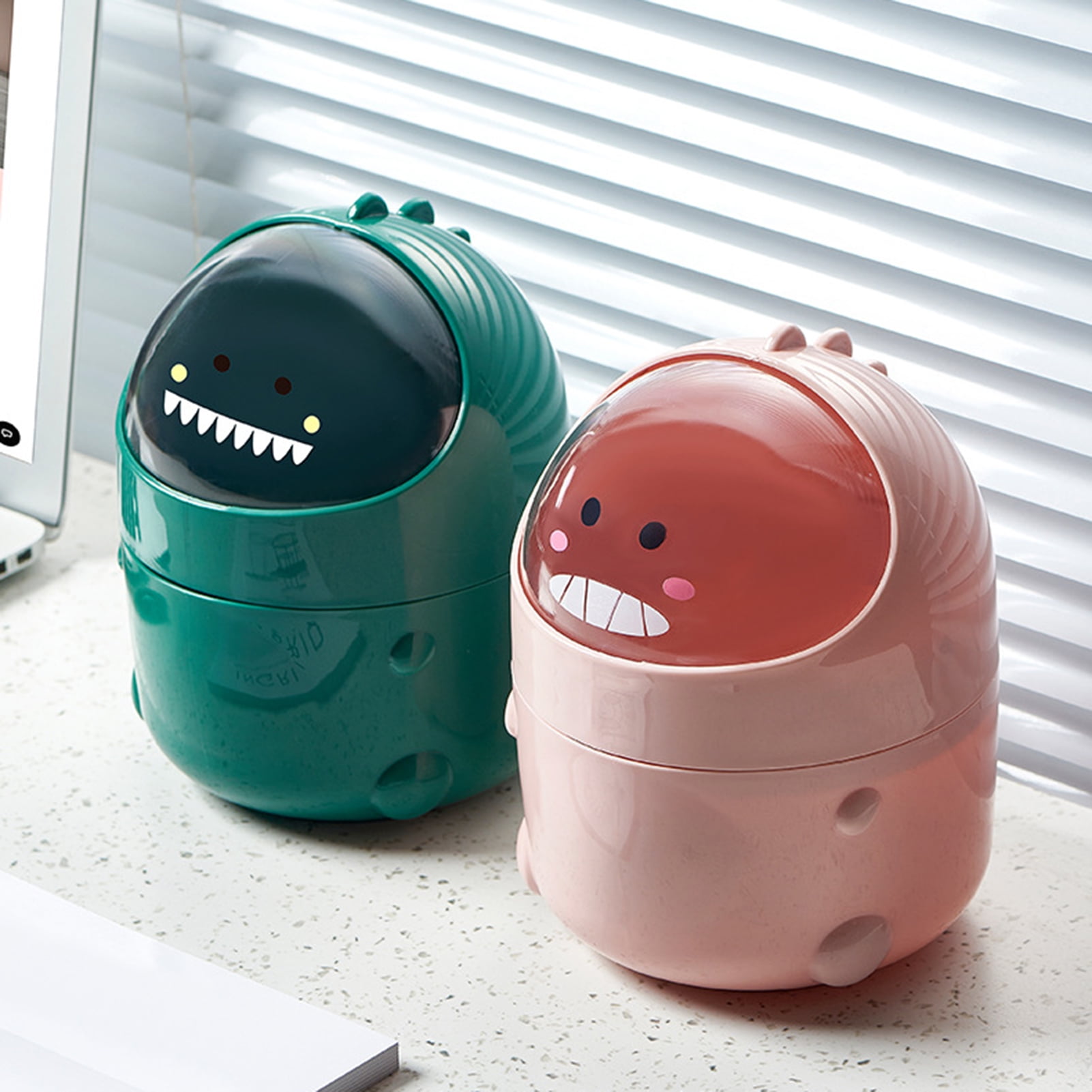 Travelwant Plastic Mini Wastebasket Trash Can with Swing Lid Tiny ...