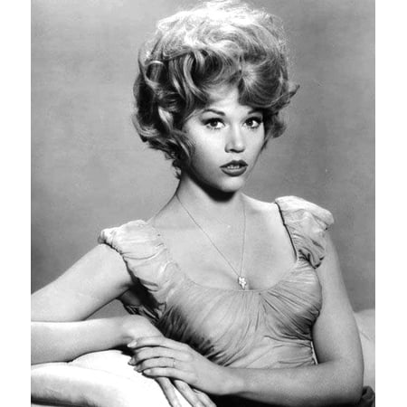 Jane Fonda - Posed Holding Hands Photo Print (8 x 10) | Walmart Canada