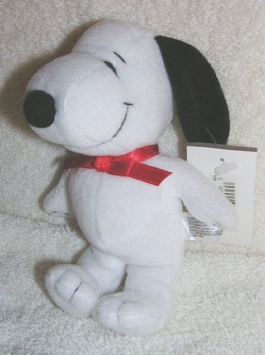 Peanuts 6" Plush Snoopy Bean Bag Doll - Walmart.com