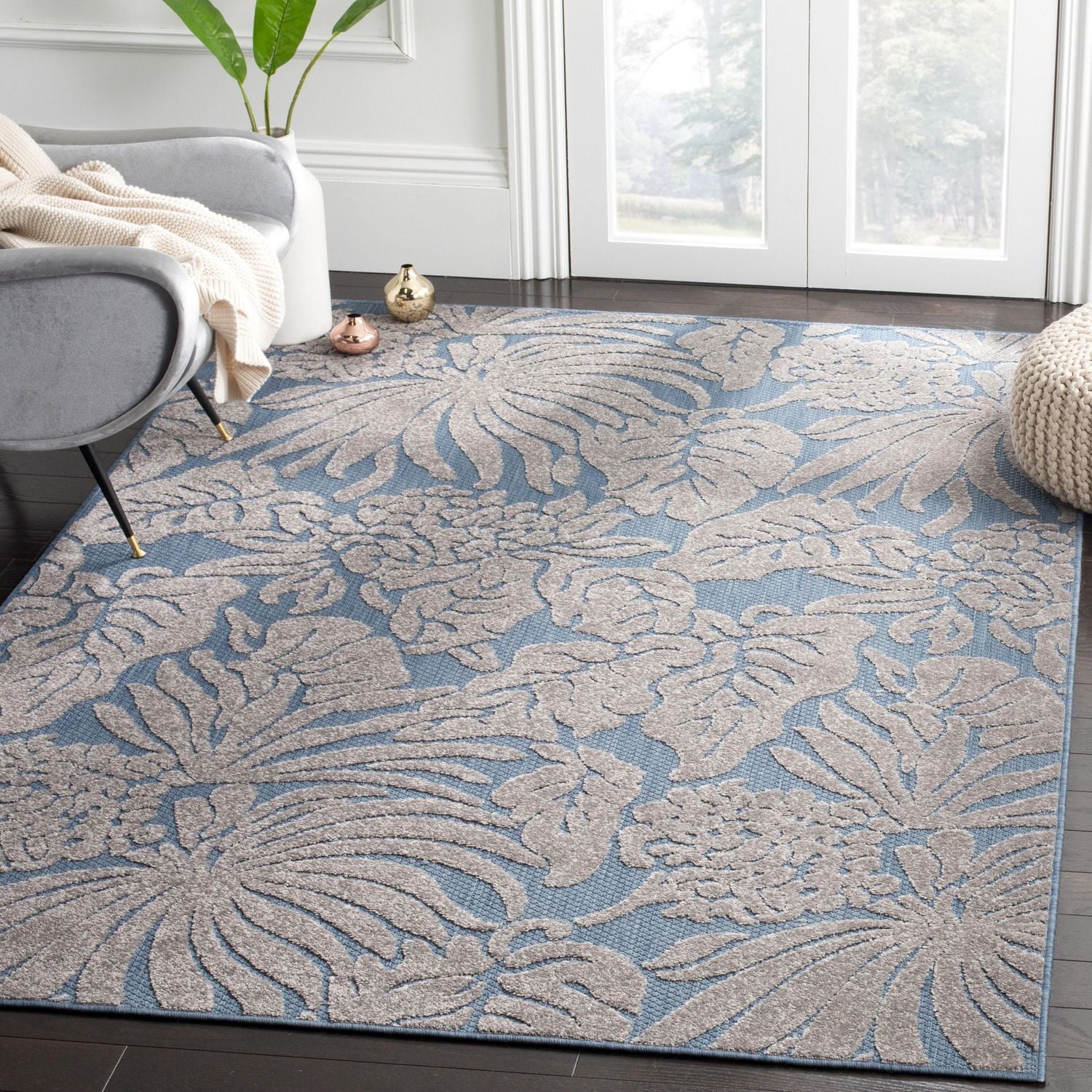 Click here for Safavieh Monroe Zavia Floral Area Rug 53 X 77 prices