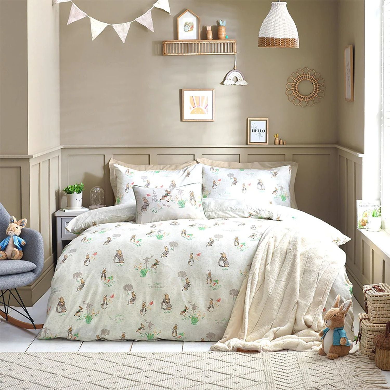 Click here for Peter Rabbit Classic Duvet Cover Set prices