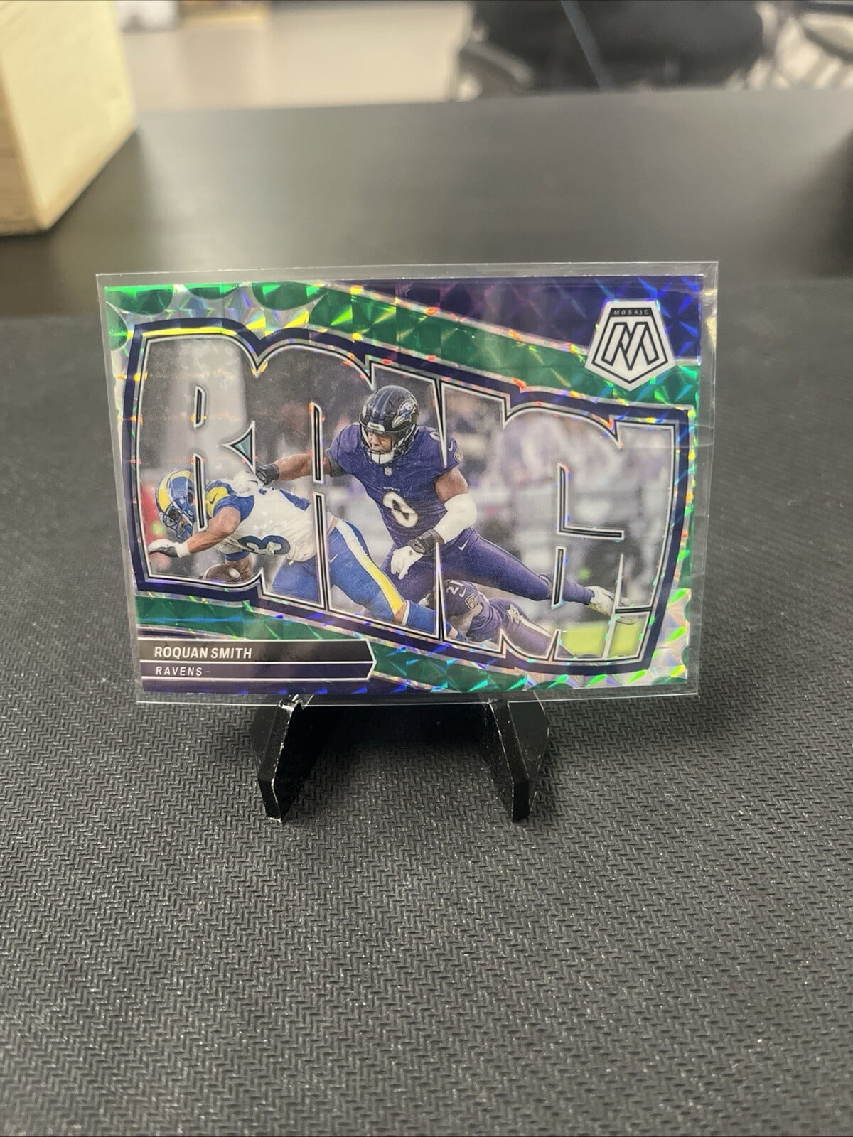 2024 Panini Mosaic Roquan Smith Baltimore Ravens #12 Green Mosaic Prizm ...