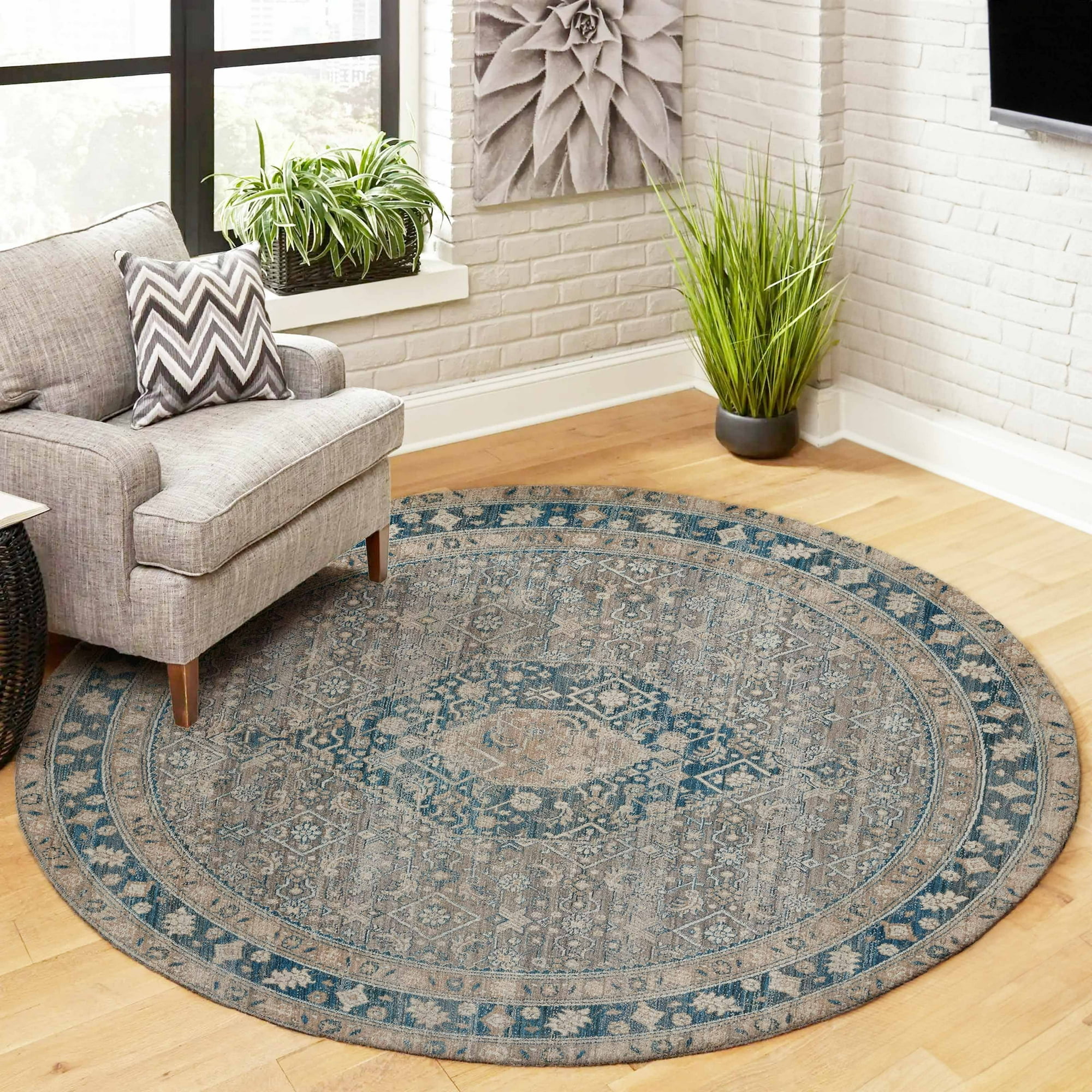 Click here for Ecarpet Lucia Traditional Area Rug For Living Room... prices