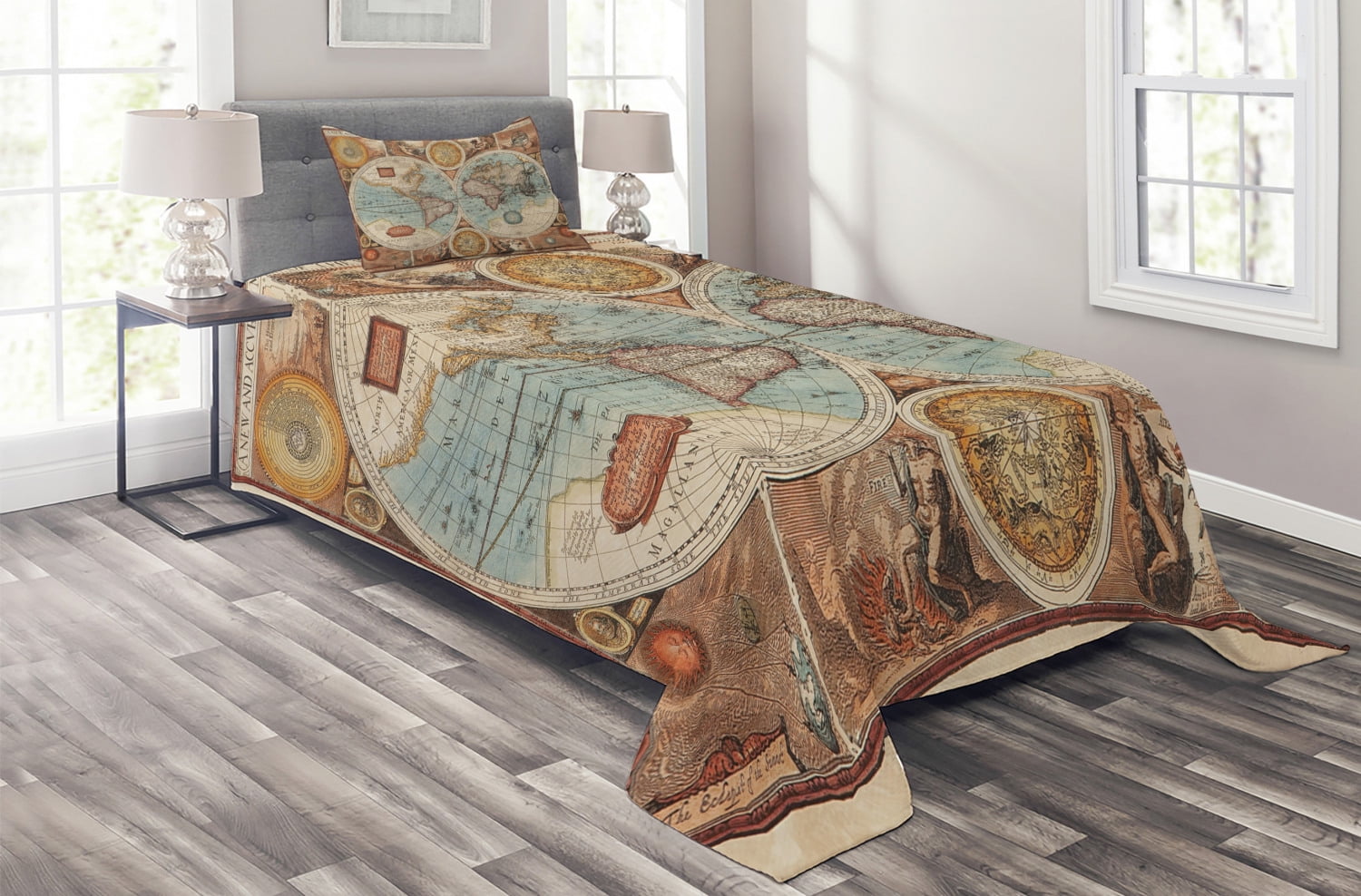 Vintage Coverlet, Old Detailed World Map Geography Theme Historic ...