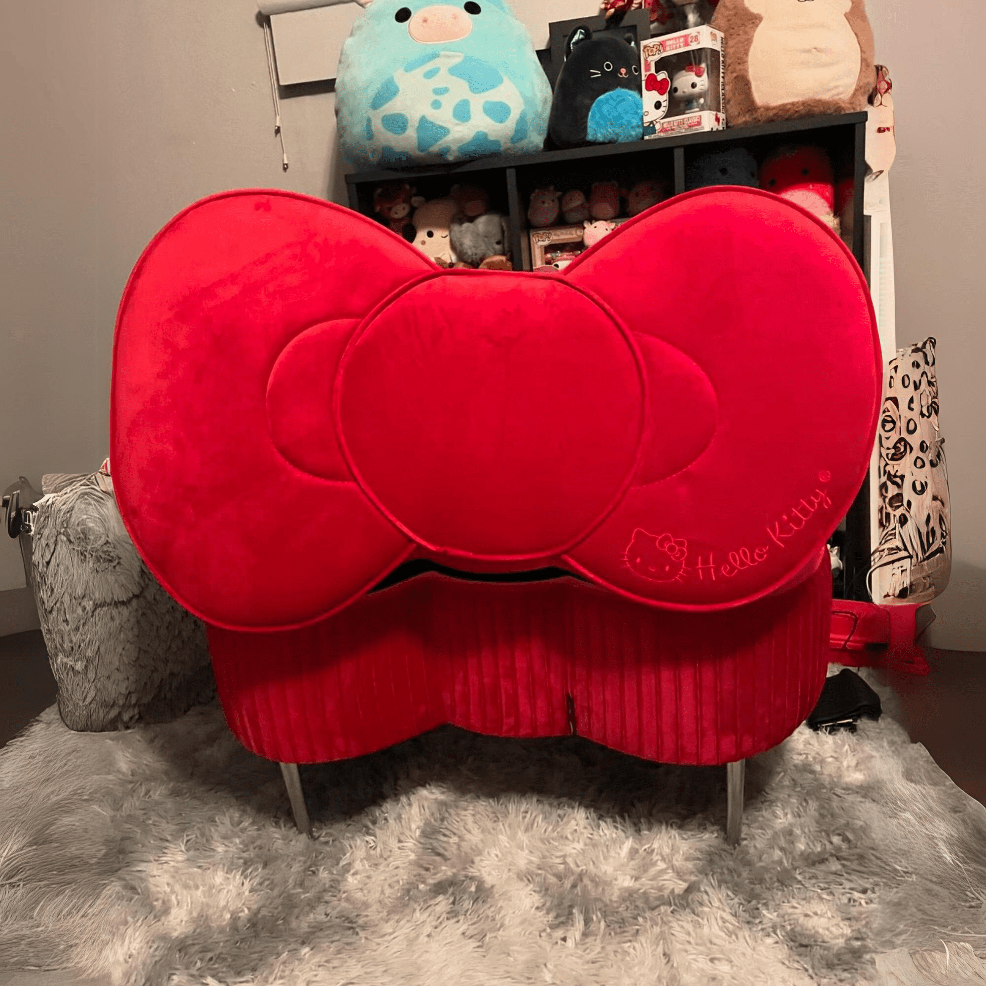 Pink Hello Kitty Bow Bench