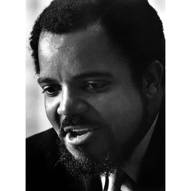 Motown Records Founder Berry Gordy History (24 x 36) - Walmart.ca