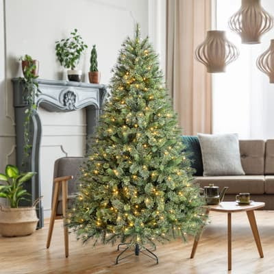 Home Accents Holiday 7.5 ft Jackson Noble Fir LED Pre-Lit Artificial ...