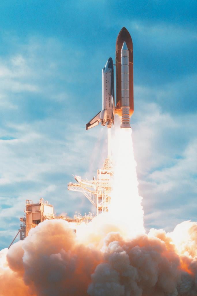 United States Space Shuttle Explosive Rocket Blast Off Rocket Launch ...