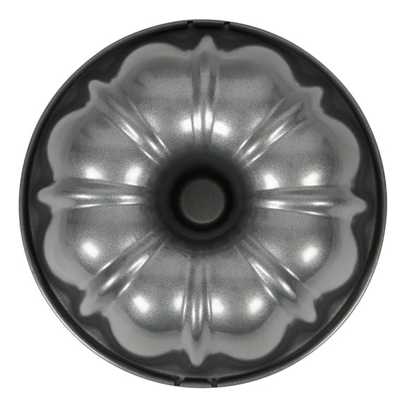 Wilton Non-Stick Bundt Cake Pan 9.51 inch Fluted Tube Baking Pan for ...