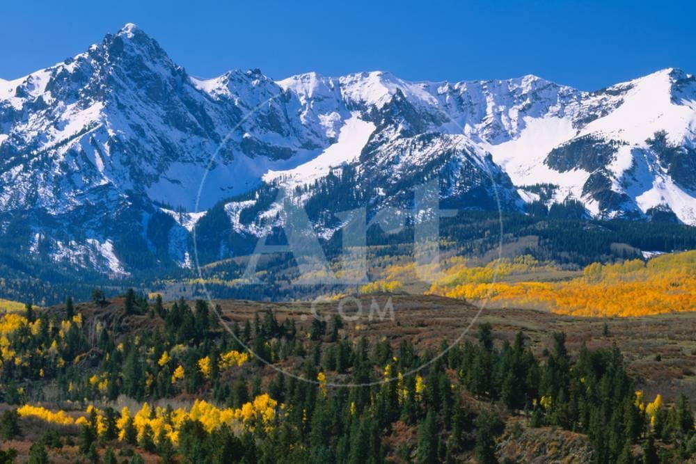 Mountains covered in snow, Sneffels Range, Colorado, USA, Scenic ...