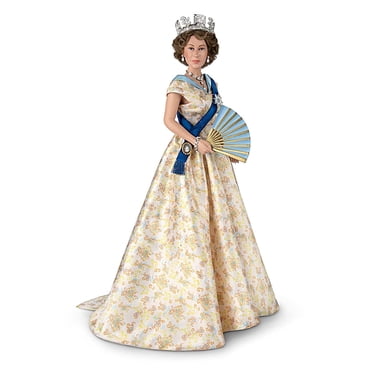 Barbie Signature Platinum Jubilee Queen Elizabeth II Doll, Collector's ...
