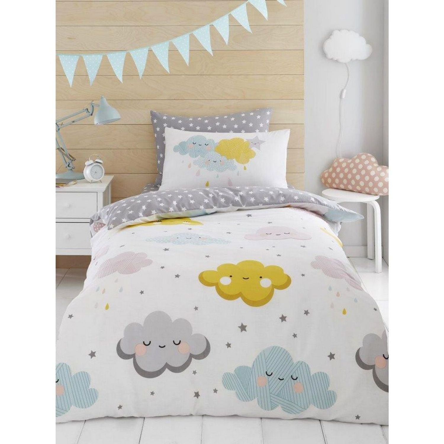Click here for Generic Clouds Duvet Cover Set prices