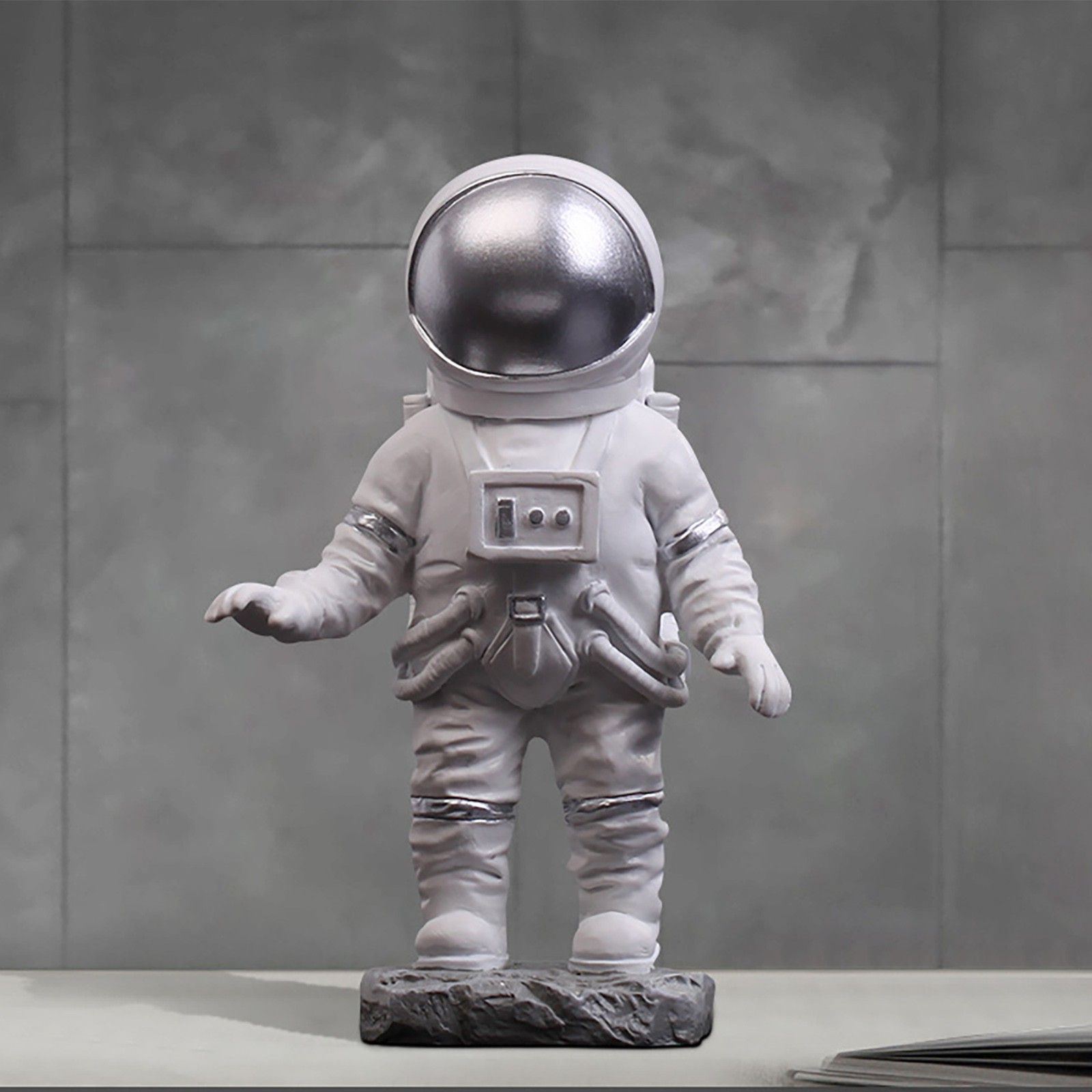 Mini Pic Of Astronaut