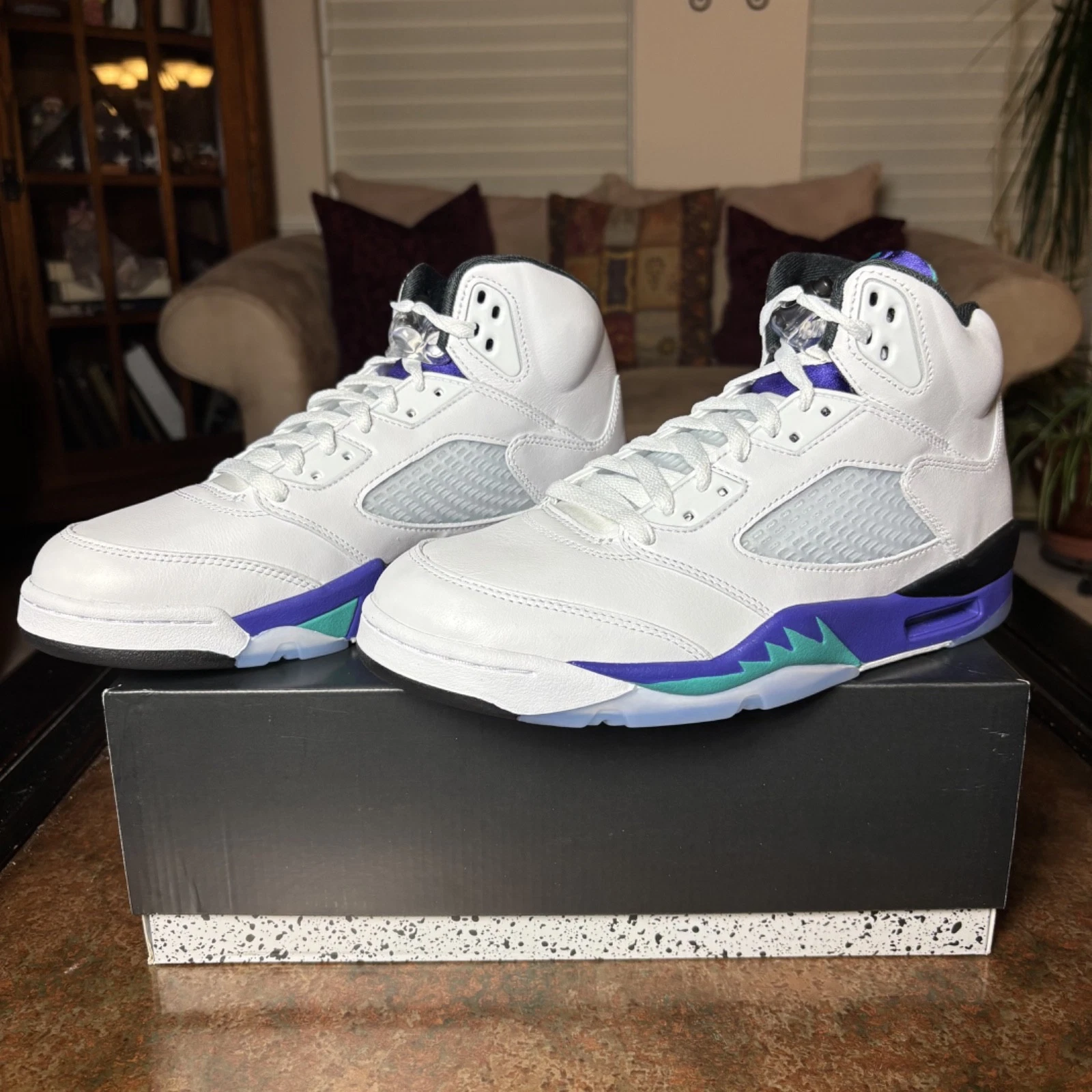 A i r-Jor-dan 5 Retro OG Grape Mens 9.5 Sneaker Wht Blue Basketball ...