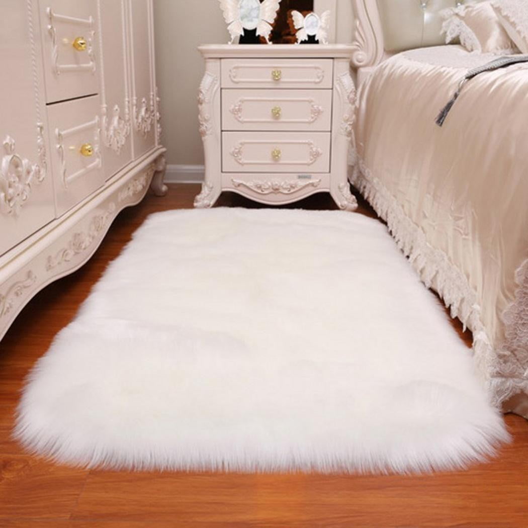 Leye Faux Fur Rug,Luxury Fluffy Rugs for Bedroom,1.3 x 1.3 feet ...