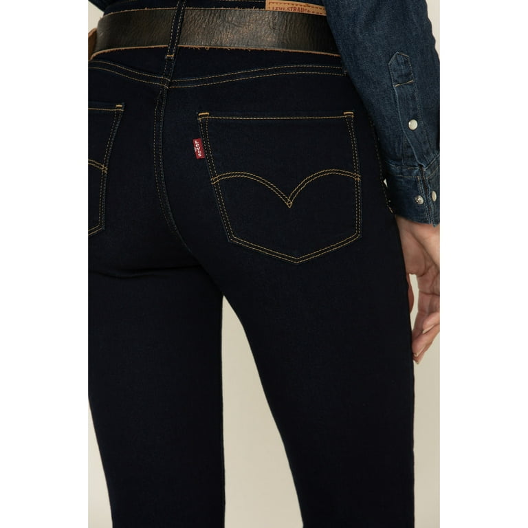 Levis cast shadows store