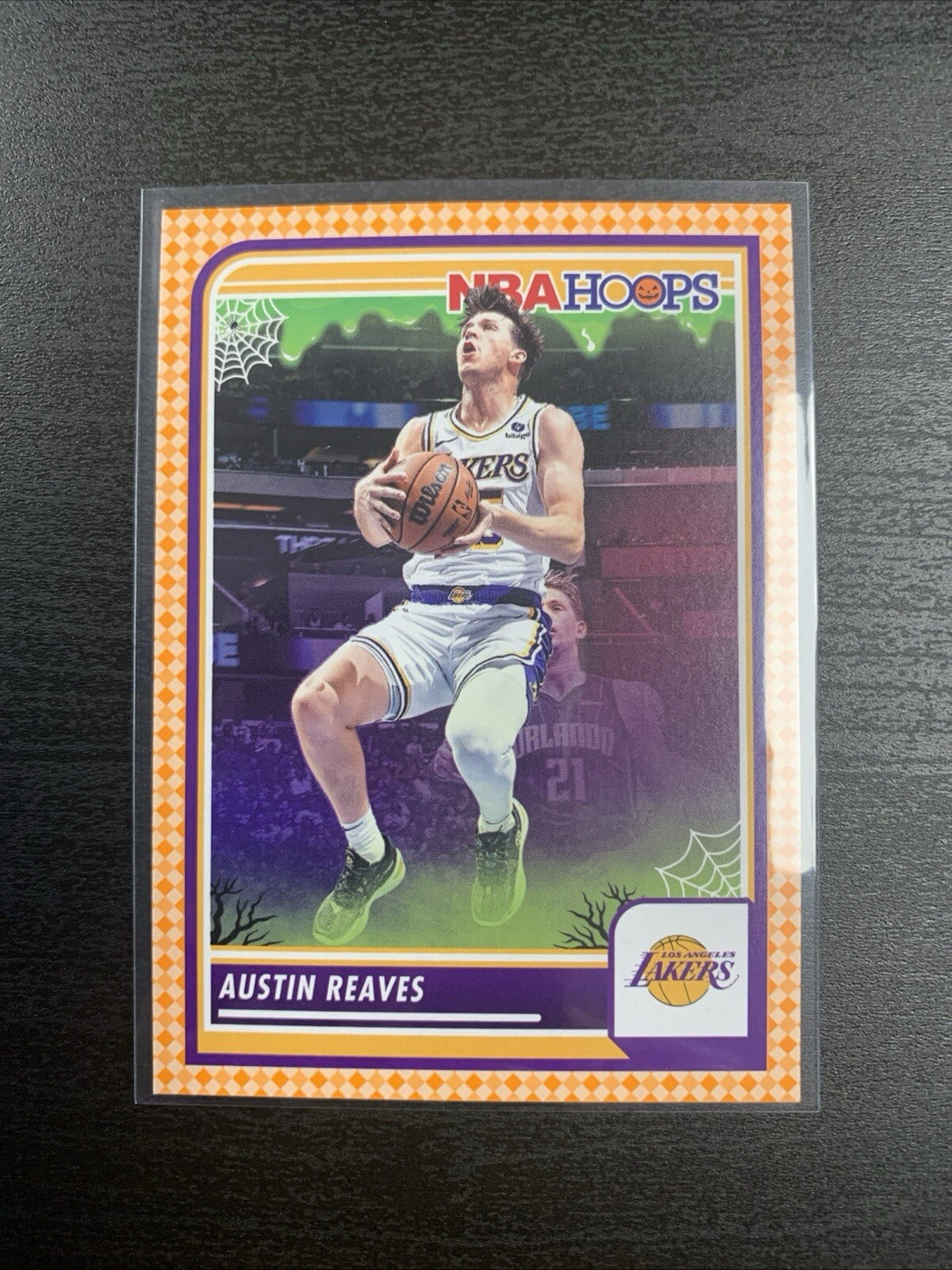 2024 Panini Haunted Hoops Austin Reaves #10 Orange Haloween Short Print ...