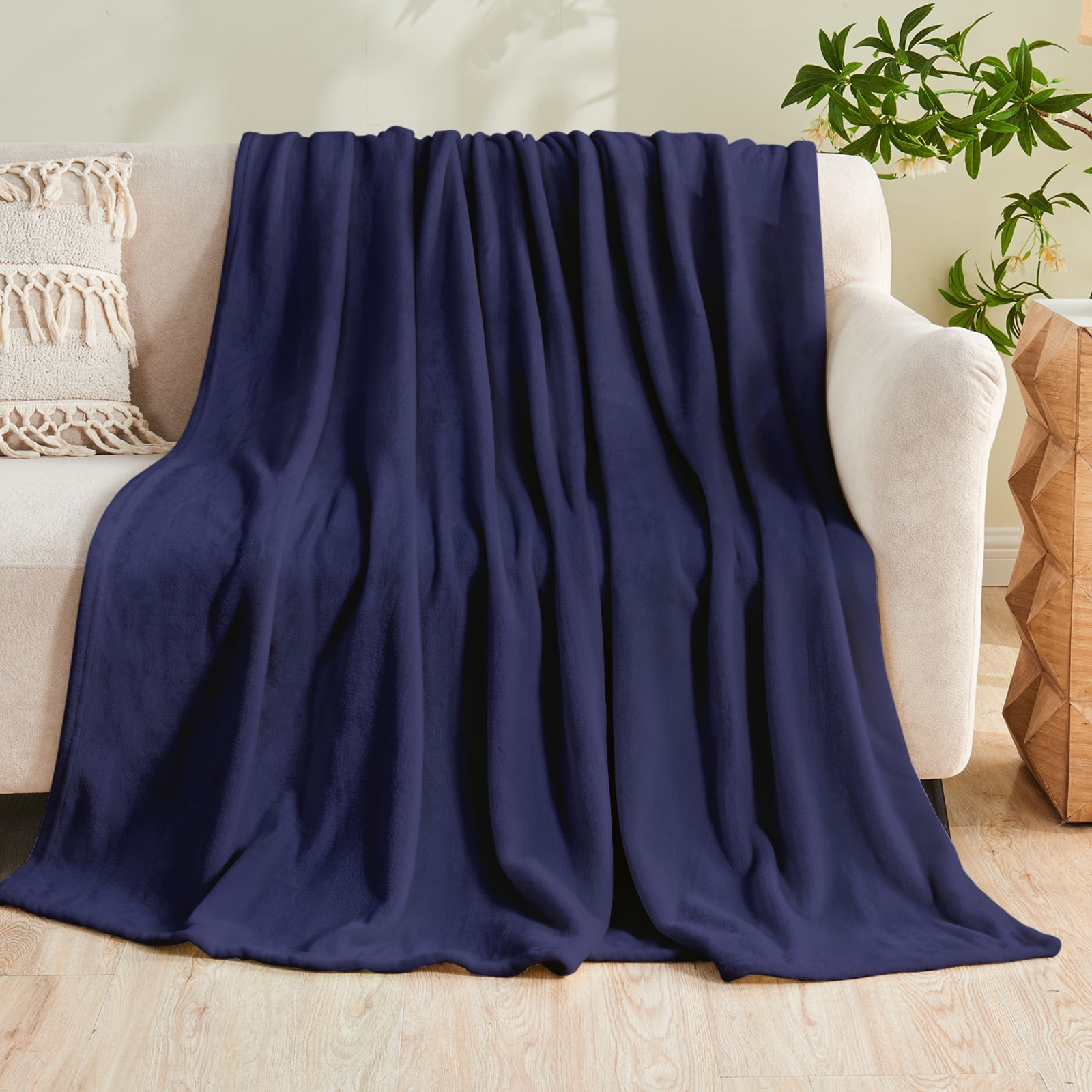 Click here for Gogreen Official Gogreen Cozy Flannel Blanket Prin... prices