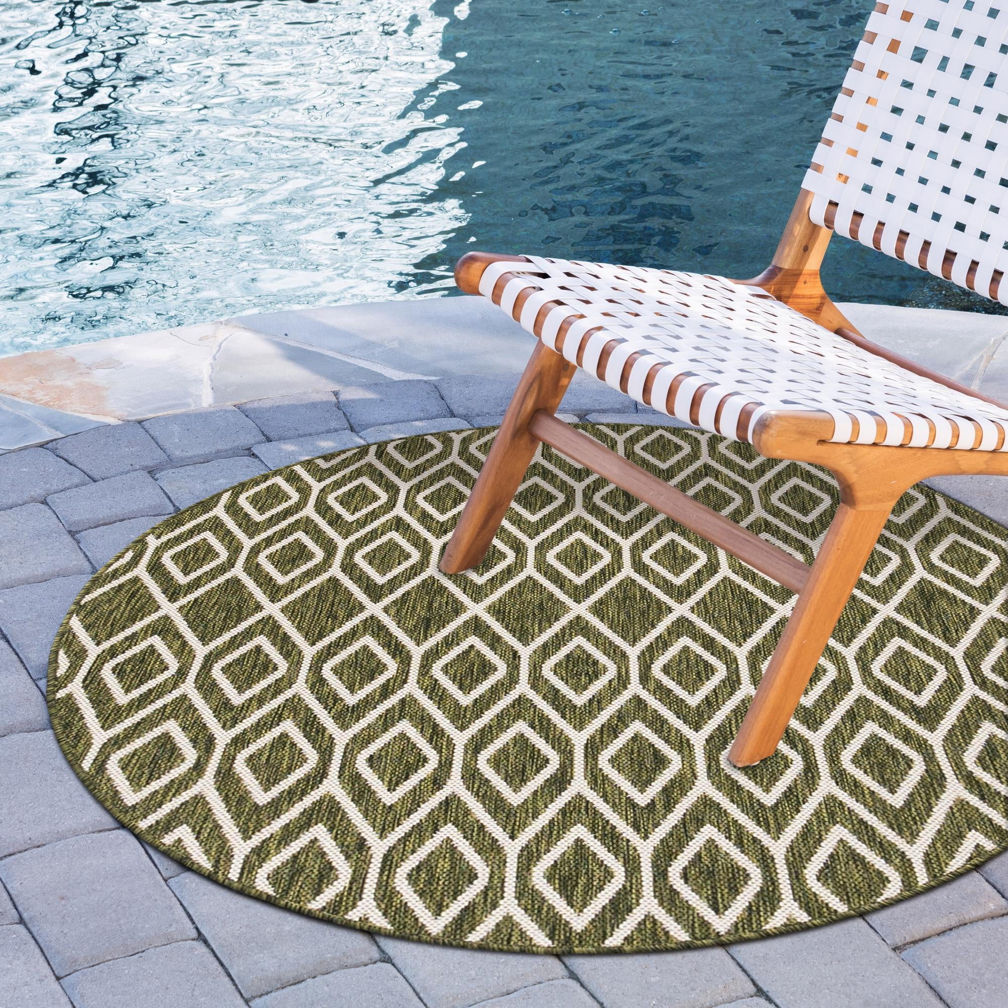 Rugs.com Jill Zarin Outdoor Collection Rug – 6' 7 Round Green Flatweave ...