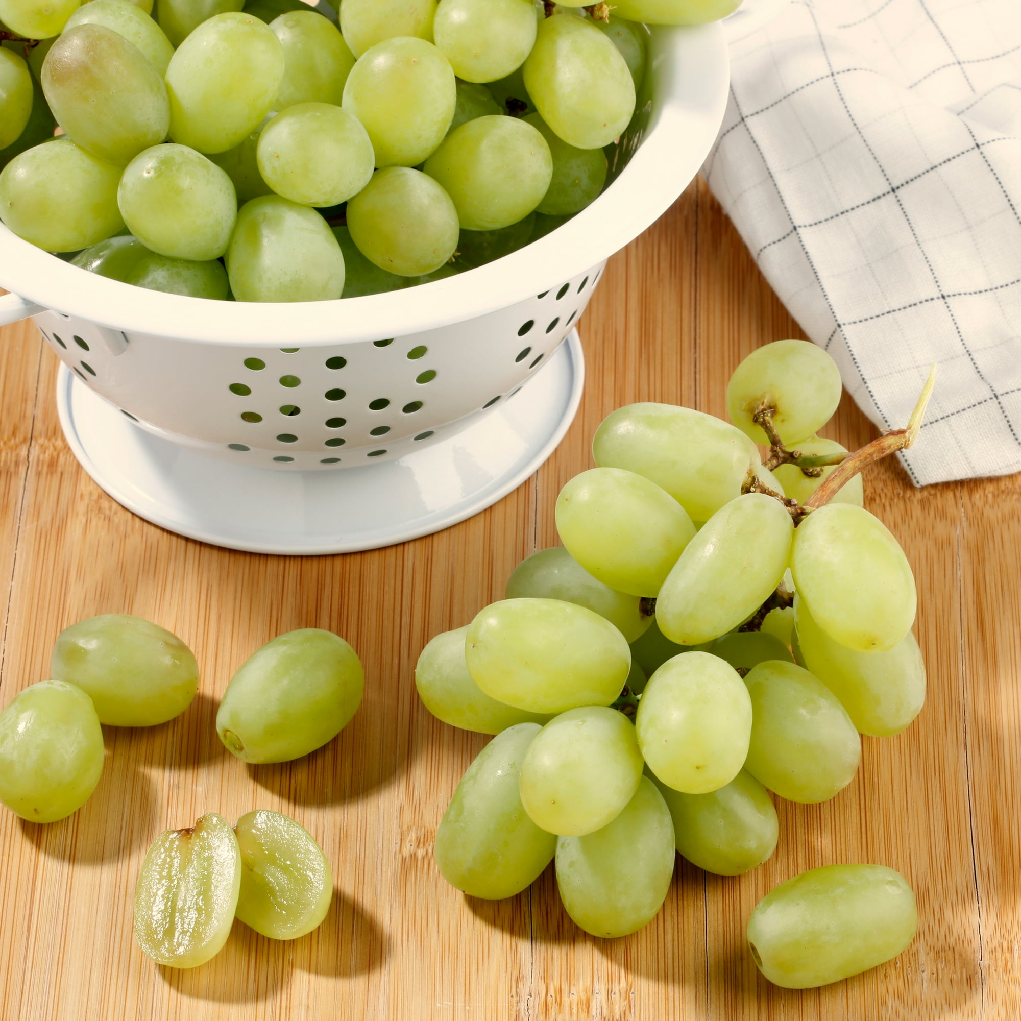 Green Grapes Images