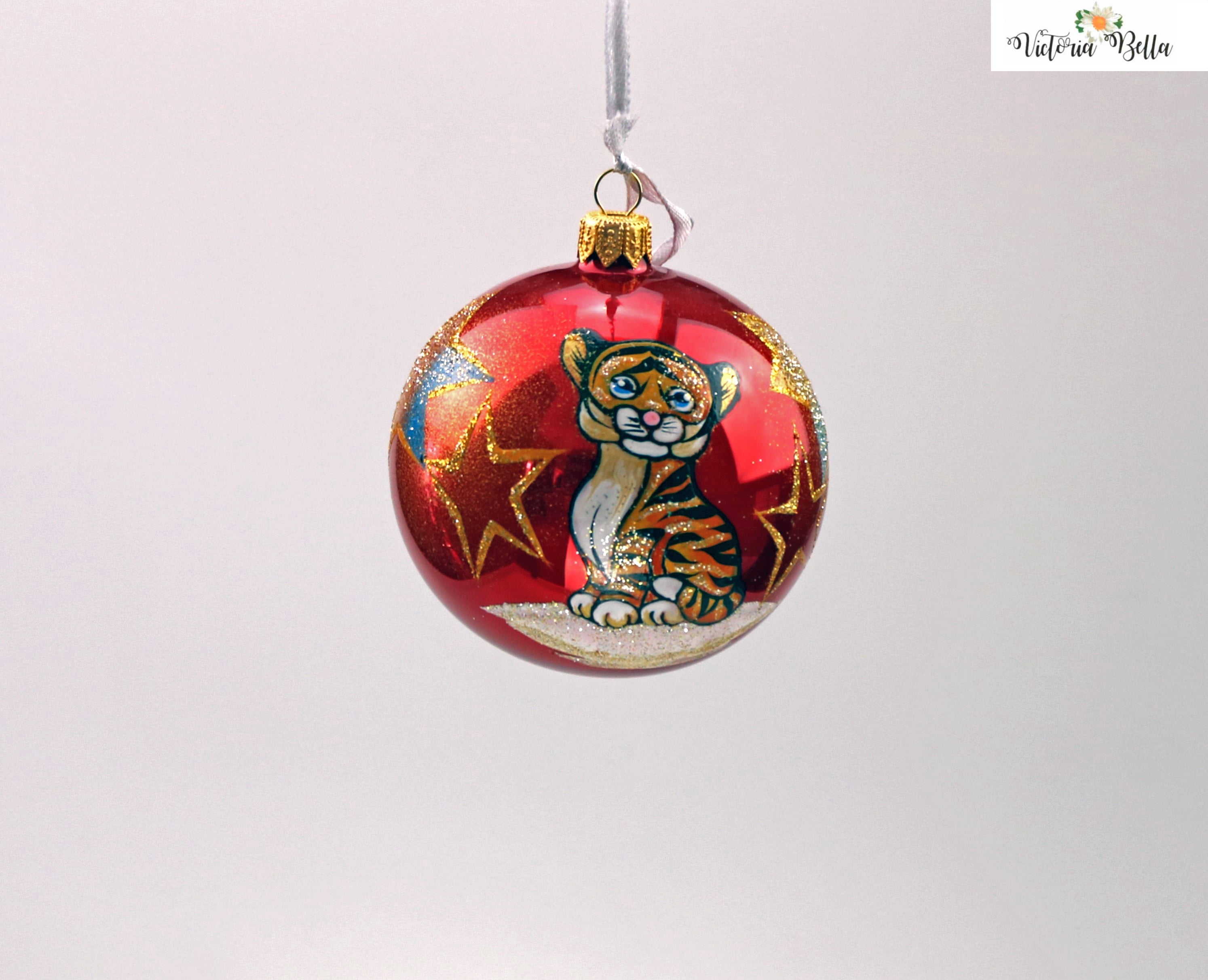 Victoria Bella 3.5-inch Hand-Painted Glass Red Patterned Christmas Ball ...