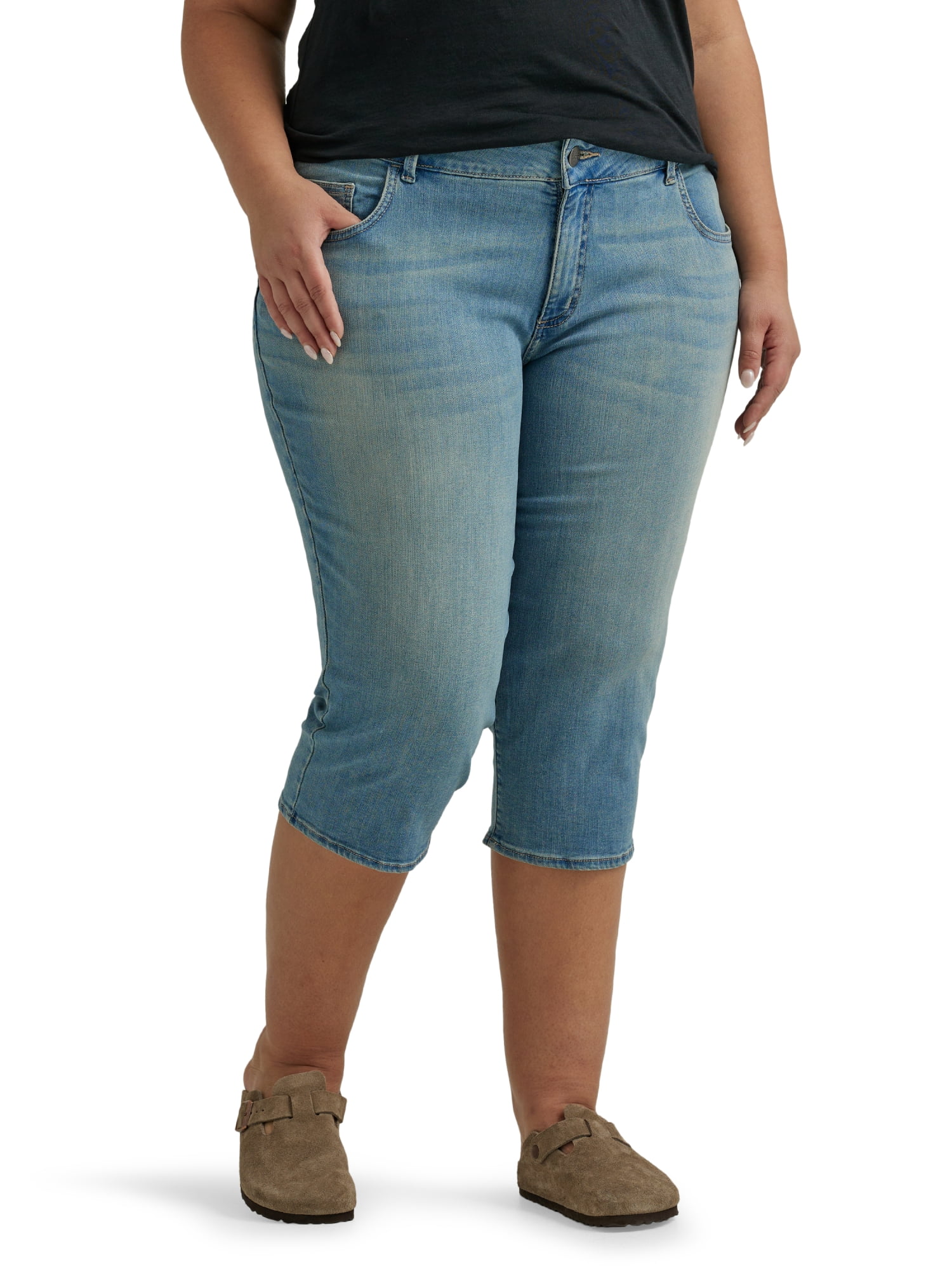 Riders by Lee® Women's Plus Size Ultra Soft Capris - Walmart.com