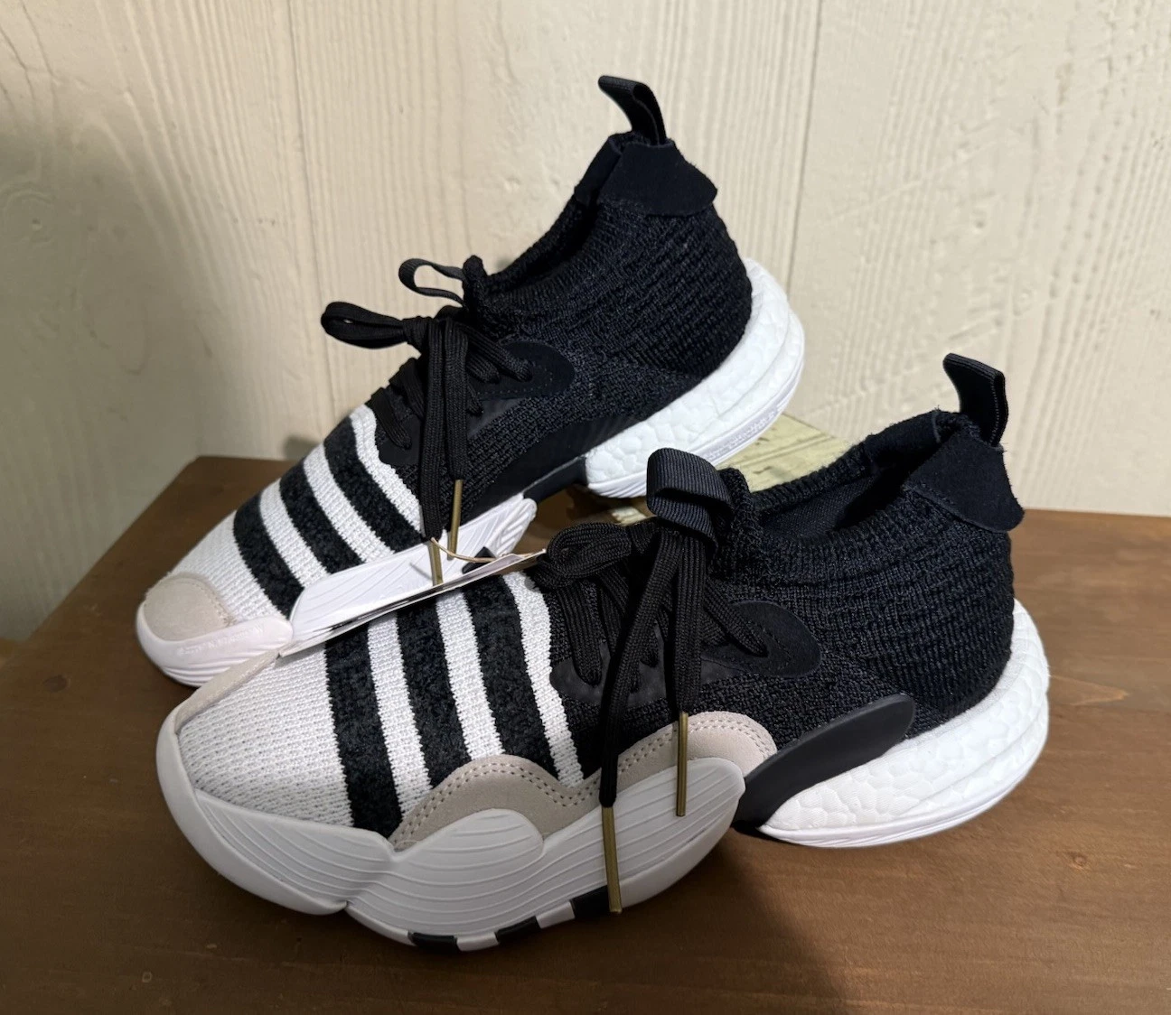 Adi - das Trae Young 2.0 Boost 'Super Villan' HO6477 Men's NEW Size 7 | Bodega Aurrera en línea