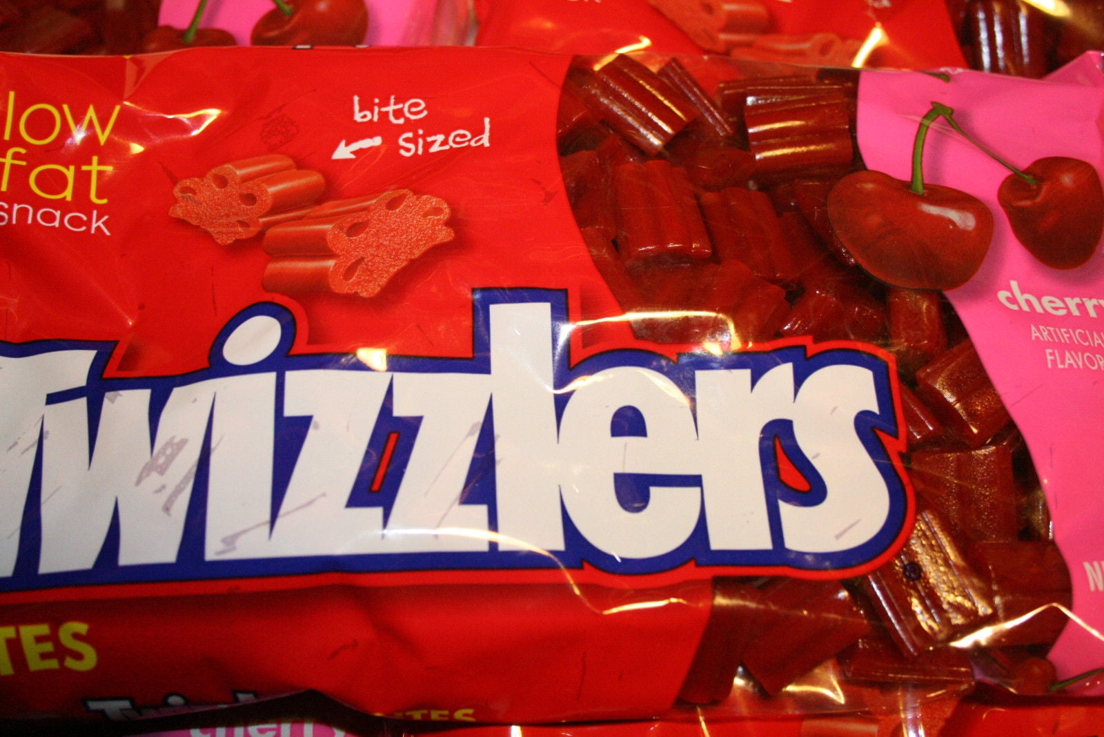 BAYSIDE CANDY TWIZZLERS CHERRY BITES, 1LB - Walmart.com