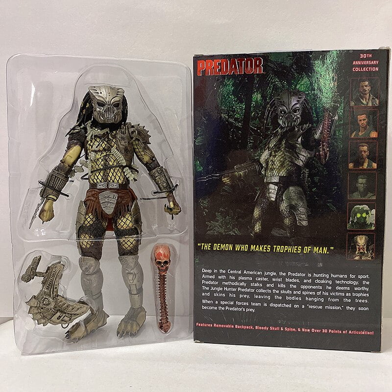 NECA-The Predator Lab Escape Fugitive Predator Action Figure, Light-Up ...