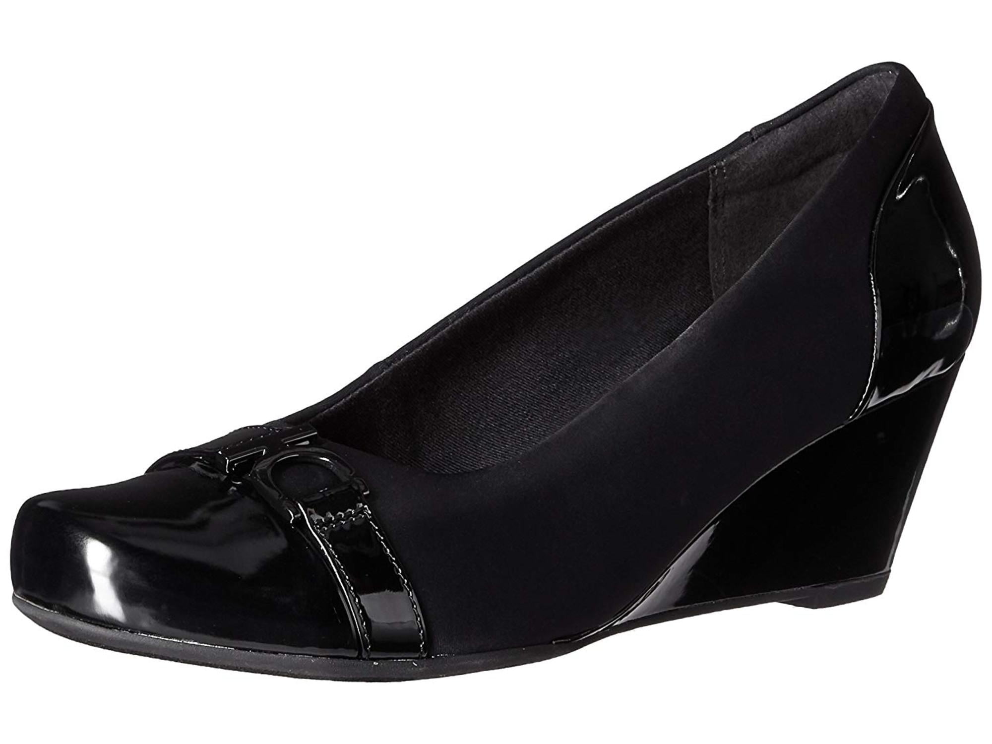 Clarks Womens 26127668 Cap Toe Wedge Pumps | Walmart Canada
