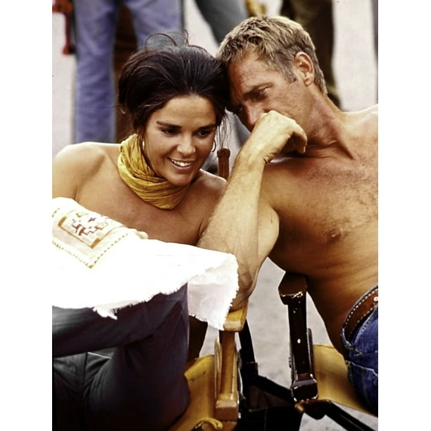 Steve Mcqueen And Ali Macgraw Photo Print 24 X 30