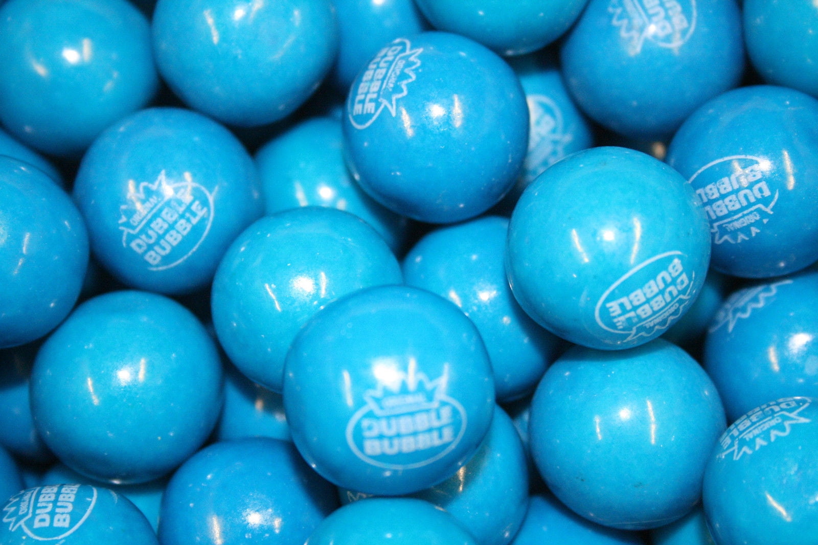 BAYSIDE CANDY GUMBALLS BLUEBERRY SMOOTHIE BUBBLE GUM 25mm or 1 inch ...