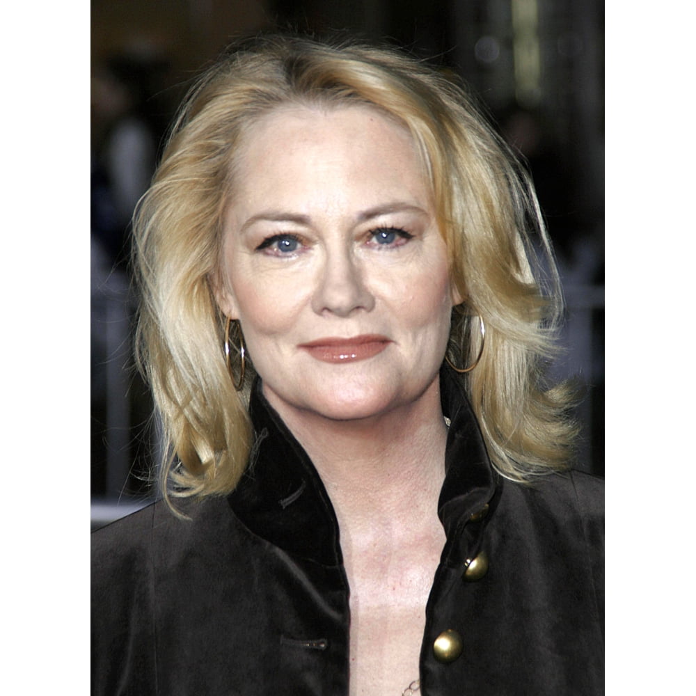 Cybill Shepherd At Arrivals For The Heartbreak Kid Premiere, Mann'S ...