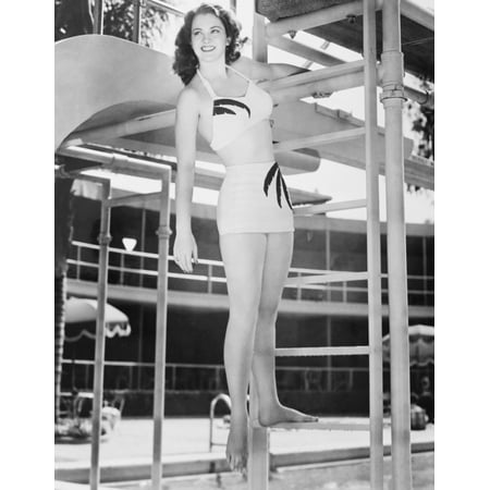 Frances Rafferty Portrait (8 x 10) | Walmart Canada