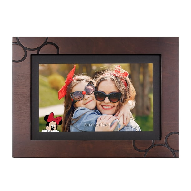 Disney PhotoShare 10" Smart Digital Picure Frame in Classic Mickey ...