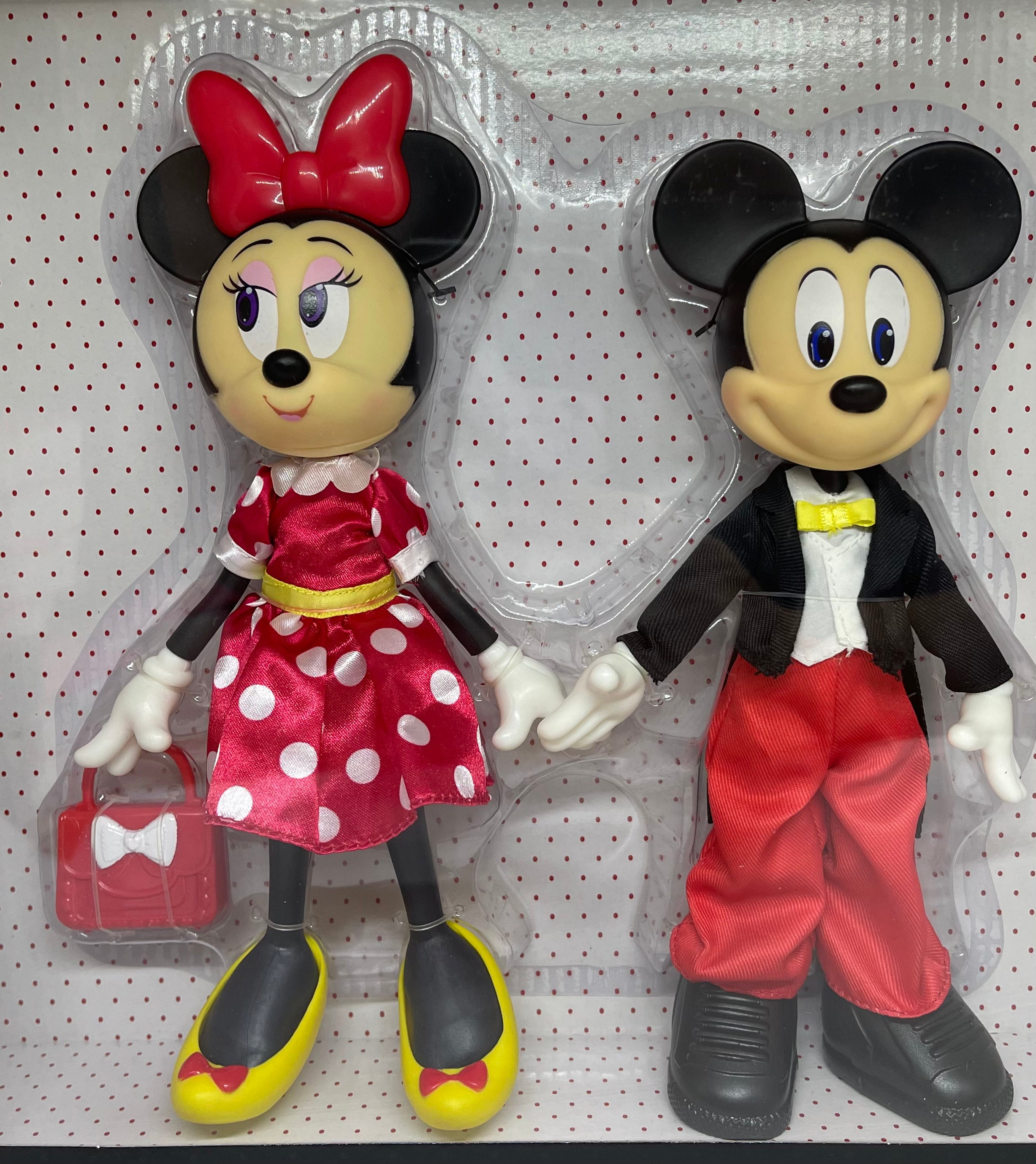 How To Draw Mickey Mouse And Minnie Mouse Holding Hands