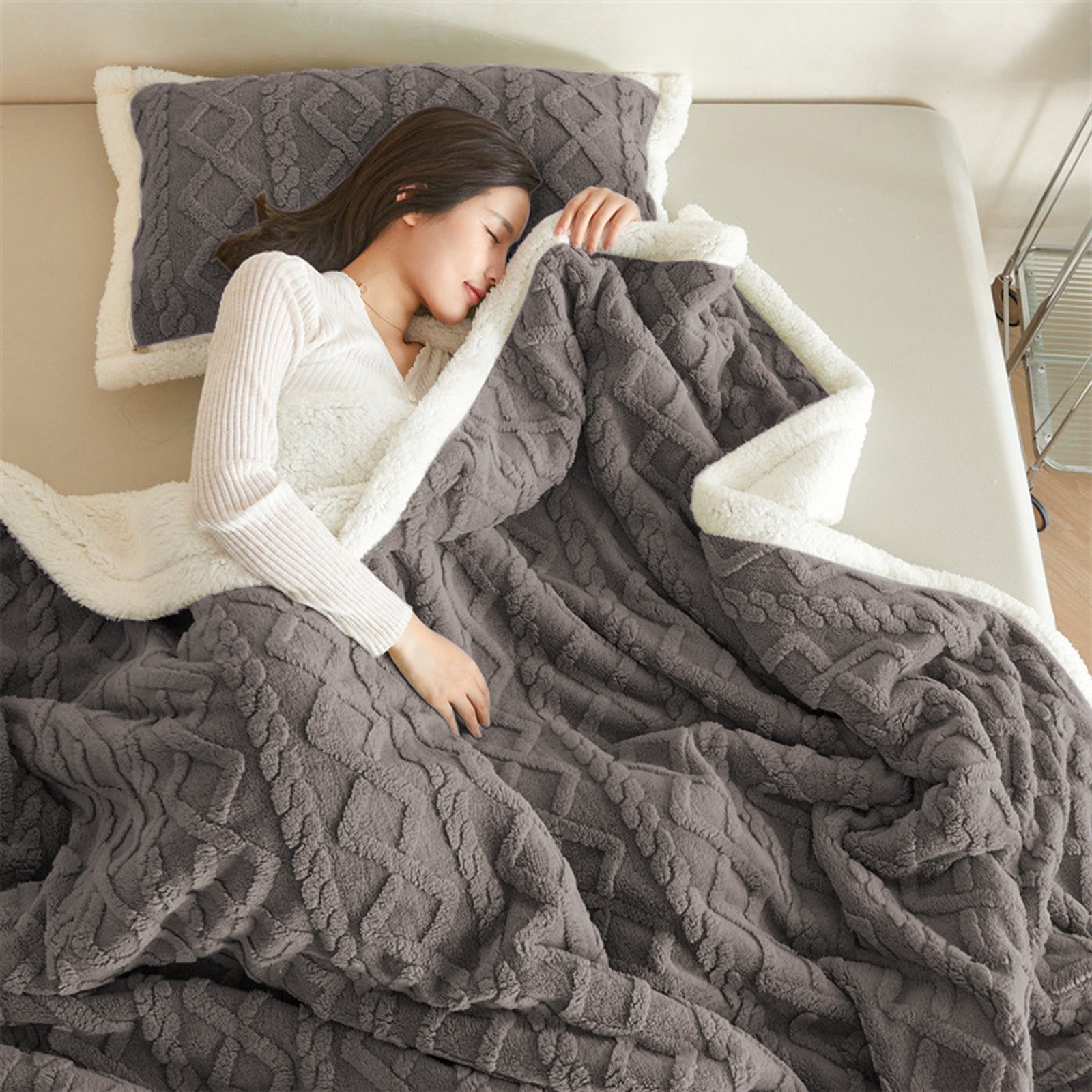 Click here for Hcby Winter Sherpa Throw Blankets Super Soft Shagg... prices