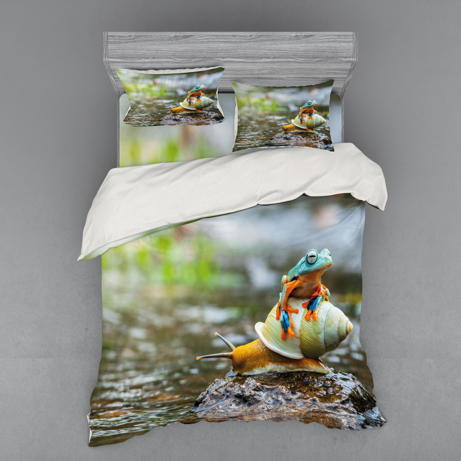 Ambesonne Funny Bedding Set 4 Pcs, Frog Above the Snail, Queen ...