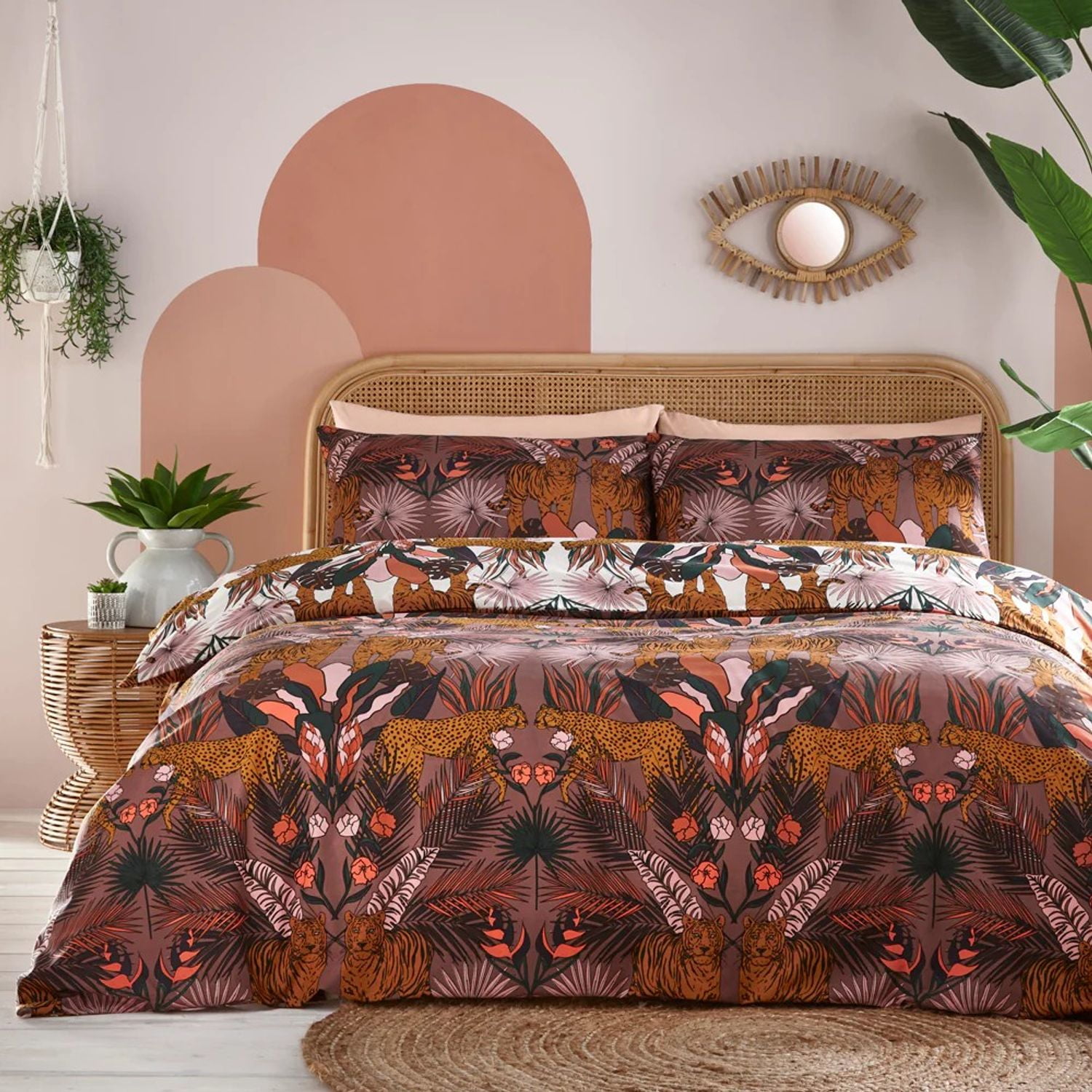 Click here for Furn Kaihalulu Reversible Jungle Duvet Cover Set prices
