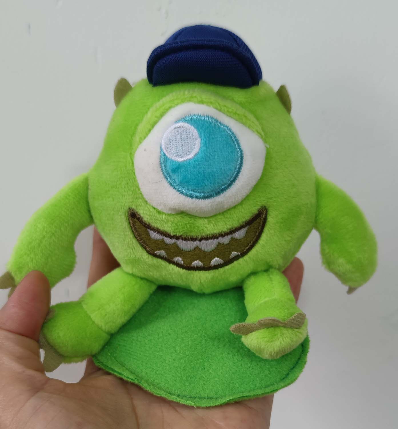 Disney Store Ratatouille stitch Groot Baby Yoda Dale chip PASCAL ...