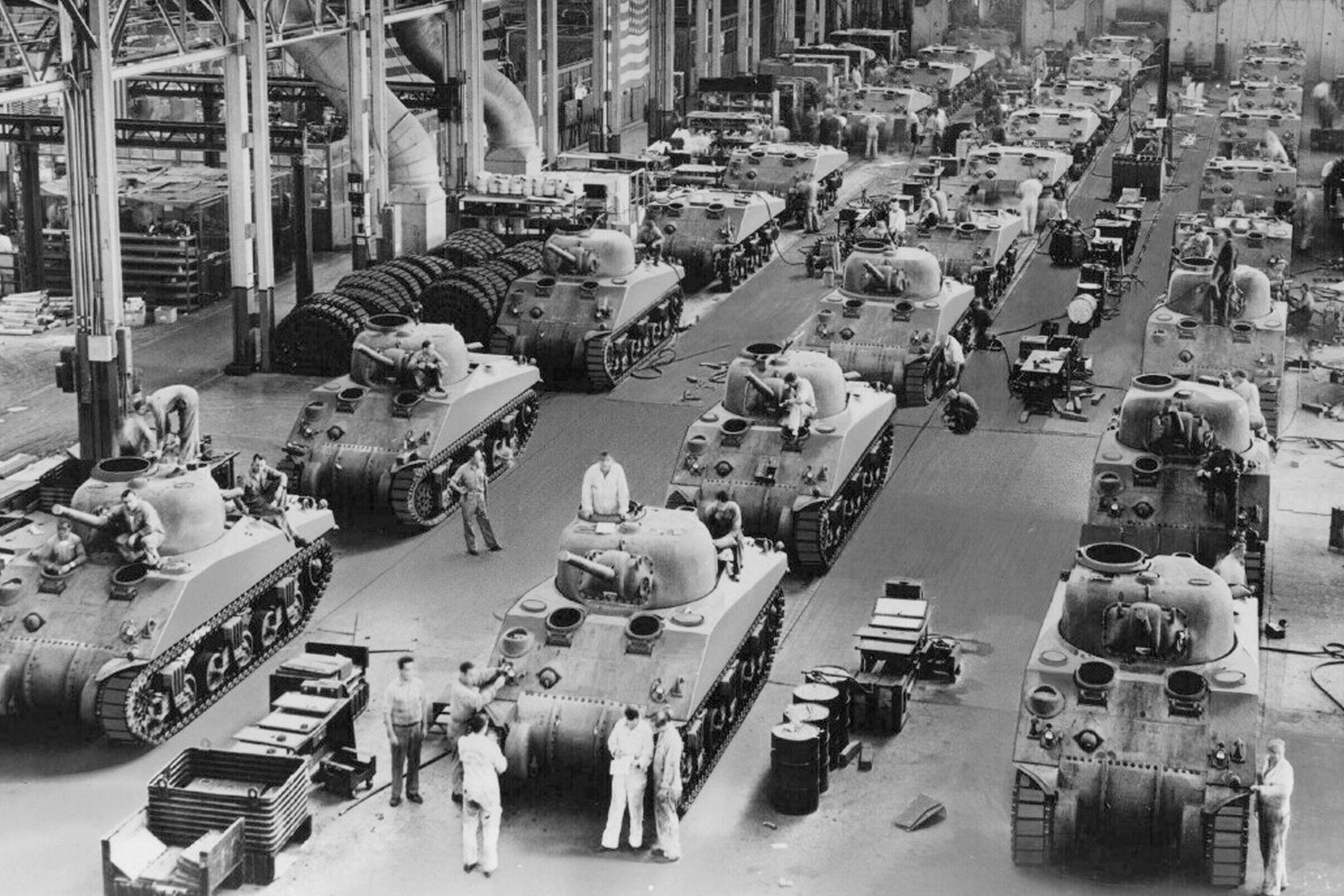24x36 gallery poster, M4 M4A4 Sherman tank production line in the ...