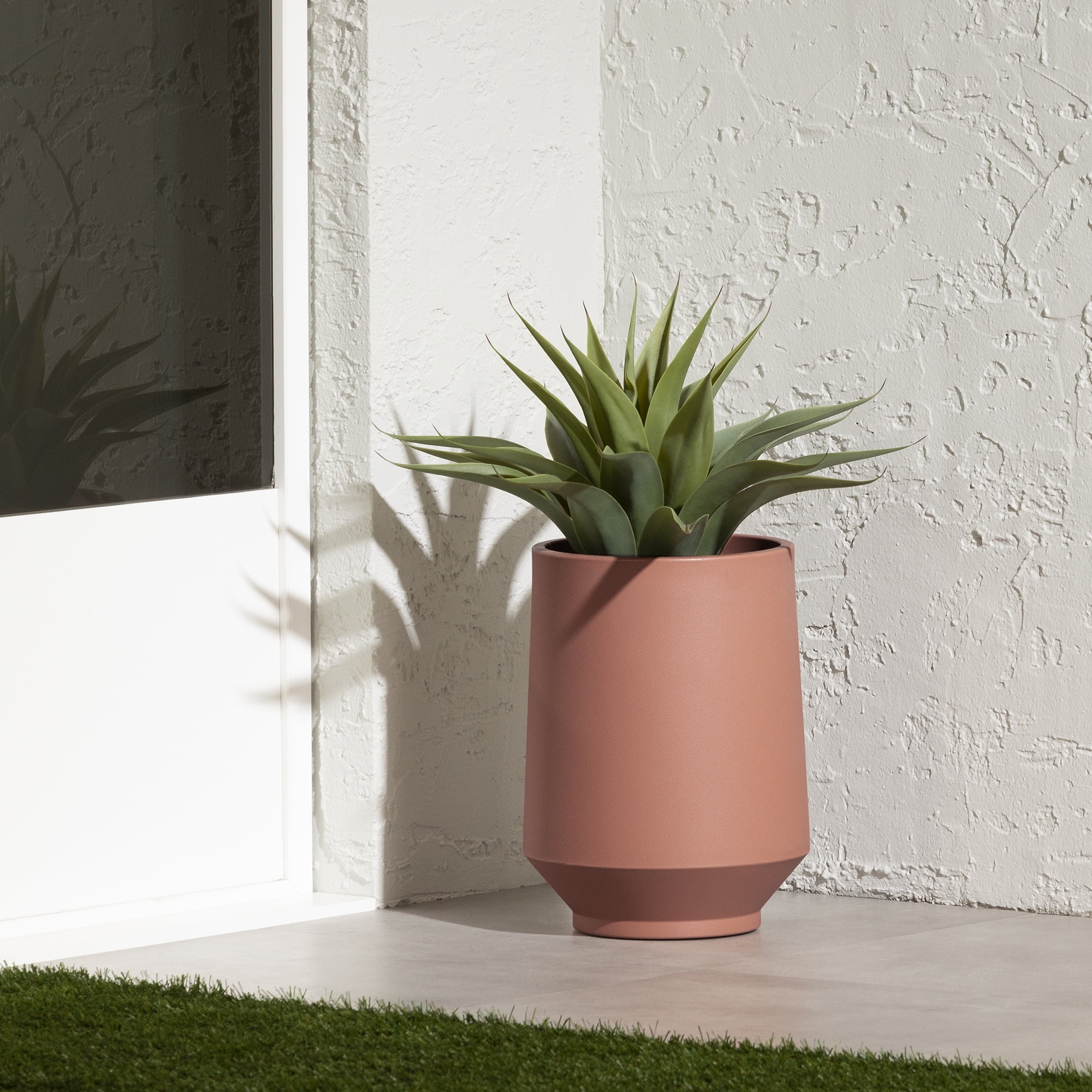 Click here for South Shore Dalya Planter  In Terracota S prices