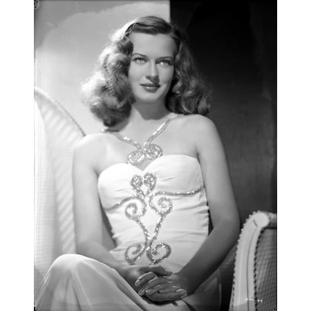 Osa Massen sitting and Slightly smiling Portrait Photo Print (8 x 10 ...